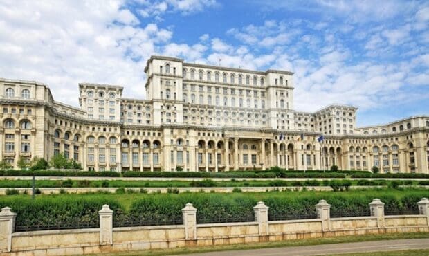 When the People’s House Becomes a Palace of Power | The Citizen